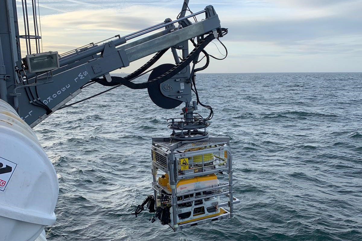 Rov Launch Recovery System Delivered To New Zealand Navy Sea